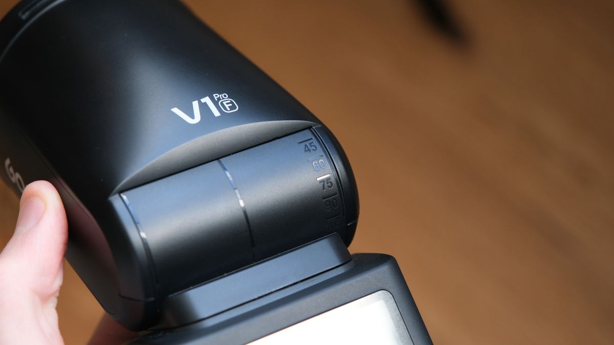 Godox V1Pro flashgun review: the best value pro flash has a new gimmick ...