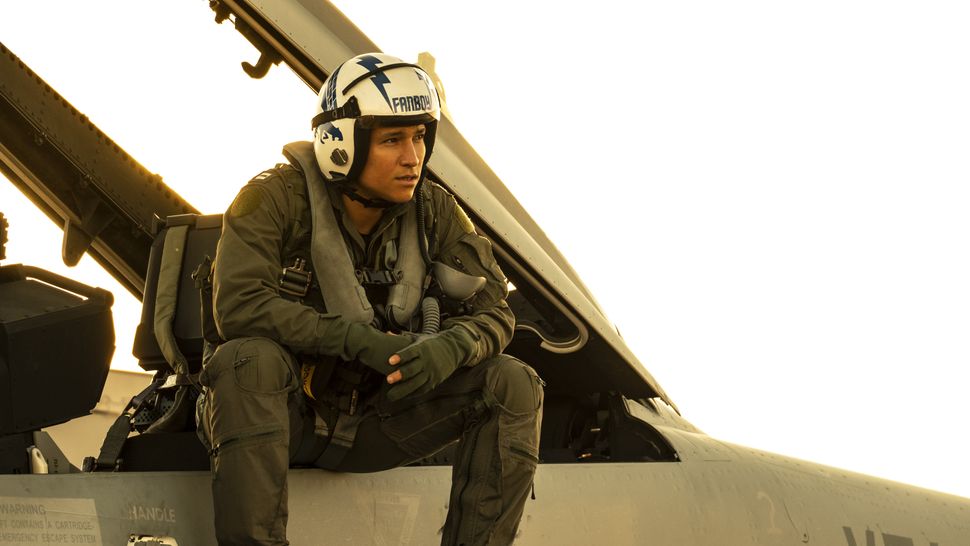 Meet the Top Gun: Maverick cast: who's in the Top Gun sequel | What to ...