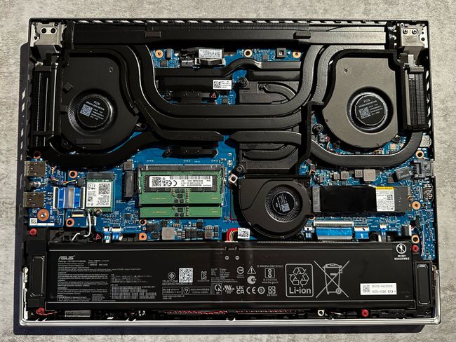 Asus ROG Strix G16 Gaming Laptop Review: Beauty and Brawn | Tom's Hardware