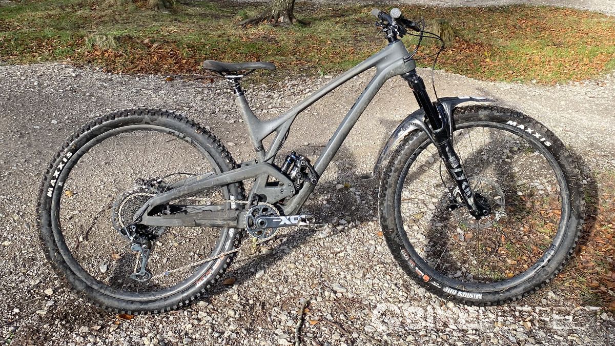 Evil Offering V2 XO1 Hydra review | Bike Perfect