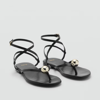 Kaia Gerber Wears the Reviled Flip-Flop Trend in New Mango Campaign ...