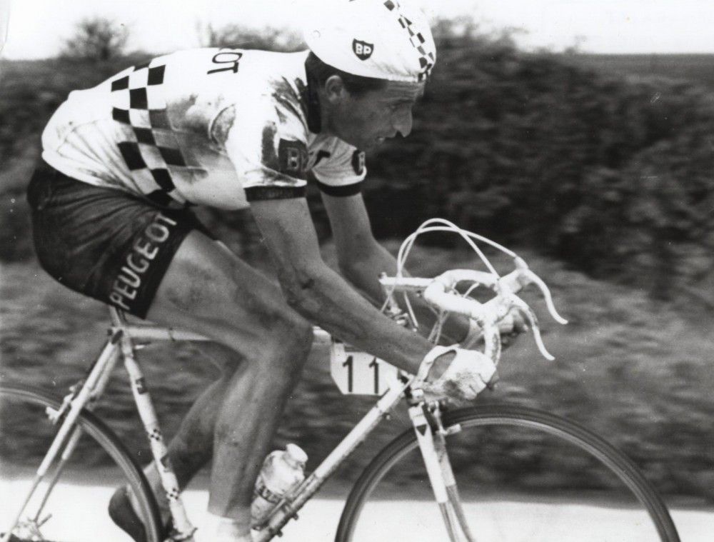 Icons of cycling: Tom Simpson's Peugeot chequered jersey | Cycling Weekly