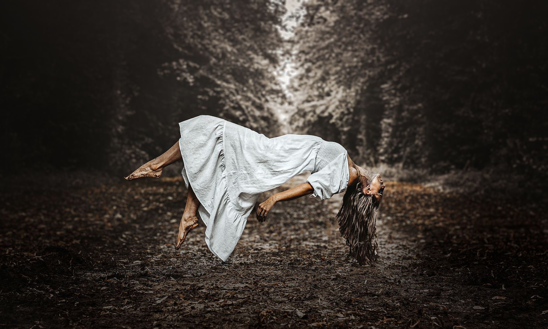 Lift up your photography game this Halloween with spooky levitation ...