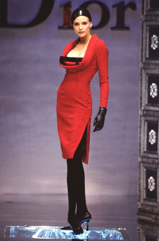 Supermodels of the 1990s | Famous '90s Models Who Ruled the Runways ...