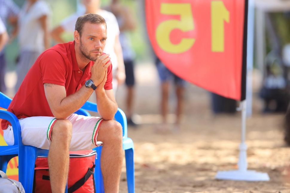 Joe Absolom: ‘I’m skint, but Death in Paradise was worth it!” | News ...