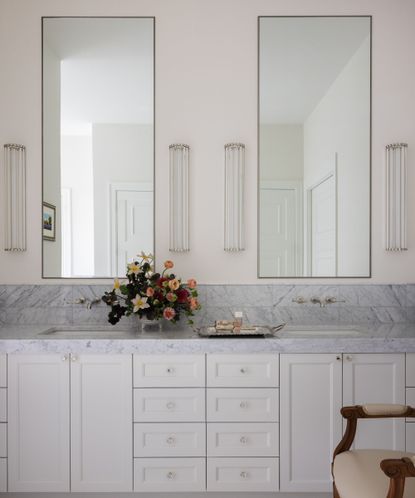 18 bathroom vanity ideas the a chic-meets-functional design | Homes and ...