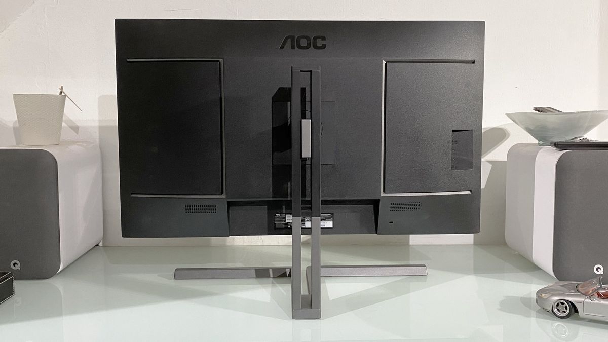 AOC Graphic Pro U32U3CV monitor review | TechRadar