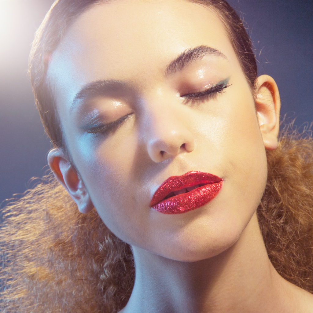 Best Trick for Fuller Lips - Big Lips Tip | Marie Claire