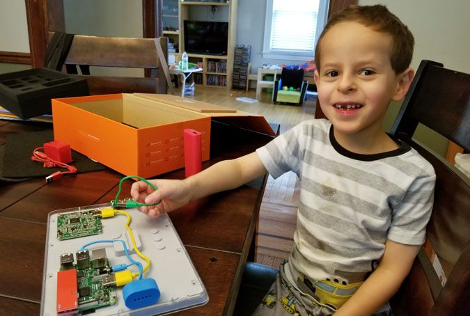 Kano Computer Kit Review: A Build-Your-Own PC for Kids | Laptop Mag