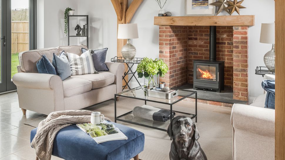 What is an inglenook fireplace? A look at this charming feature ...