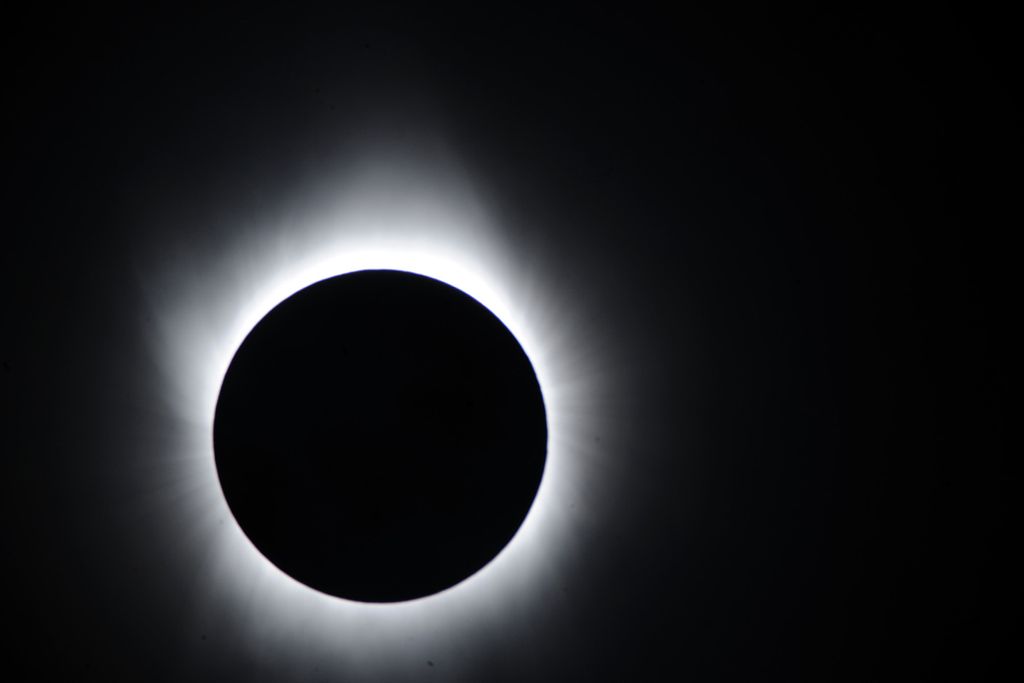 Amazing Solar Eclipse Pictures from Around the World | Space