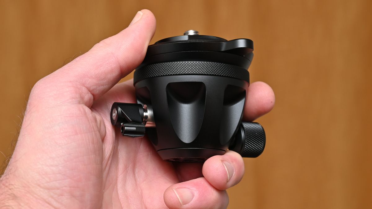 3 Legged Thing LevelHed review: Level up when you’re shooting with a ...