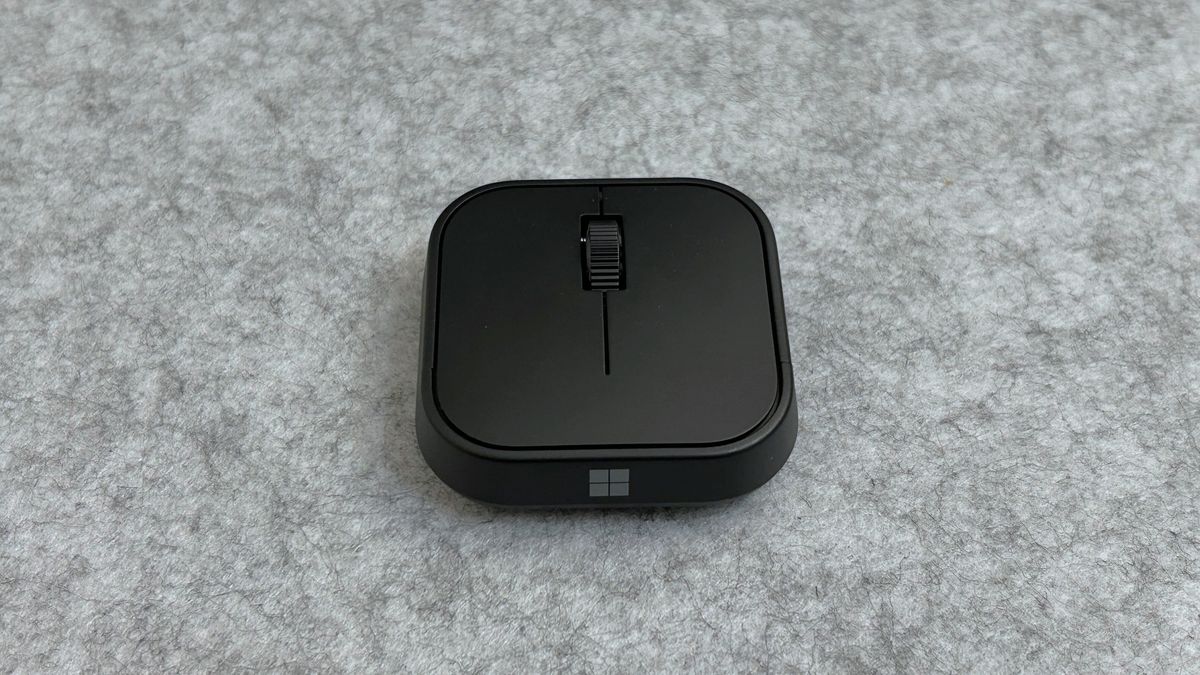 Hands-on with Microsoft's awesome new Adaptive Mouse and Button ...