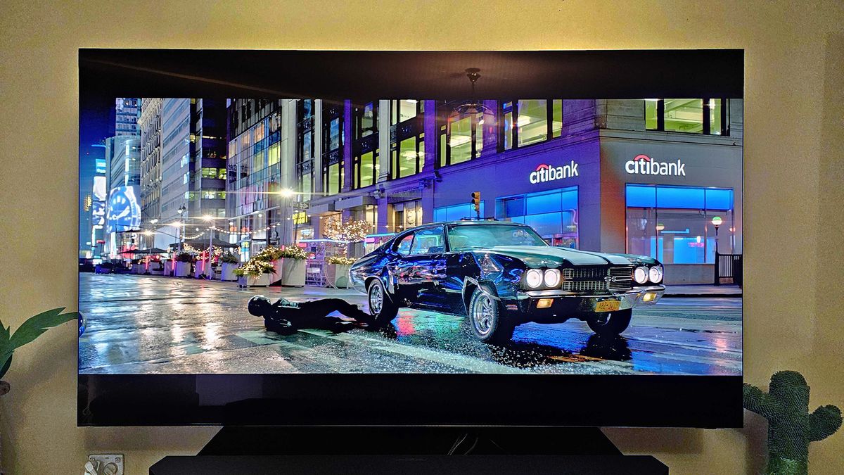 Samsung QN900C Neo QLED 8K TV review: The brightness bar has been ...