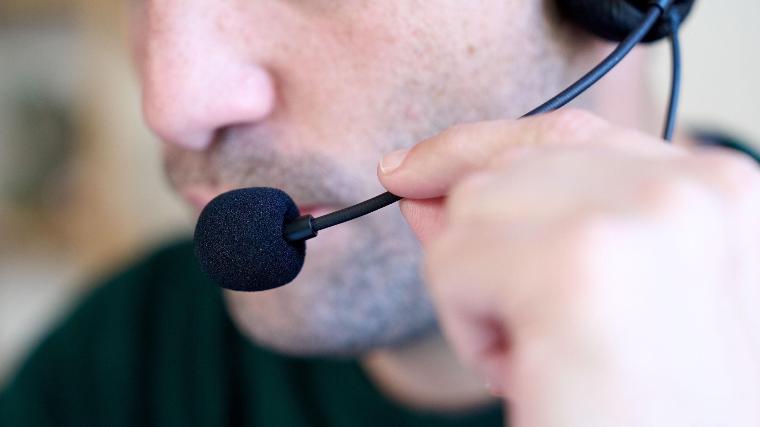 Microsoft Teams adds mic icon for live audio feedback | Windows Central