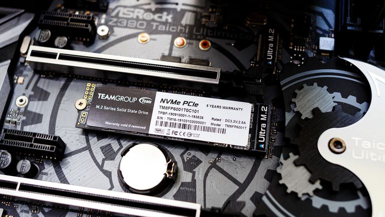 Team Group MP33 M.2 NVMe SSD Review: NVMe performance at SATA prices ...