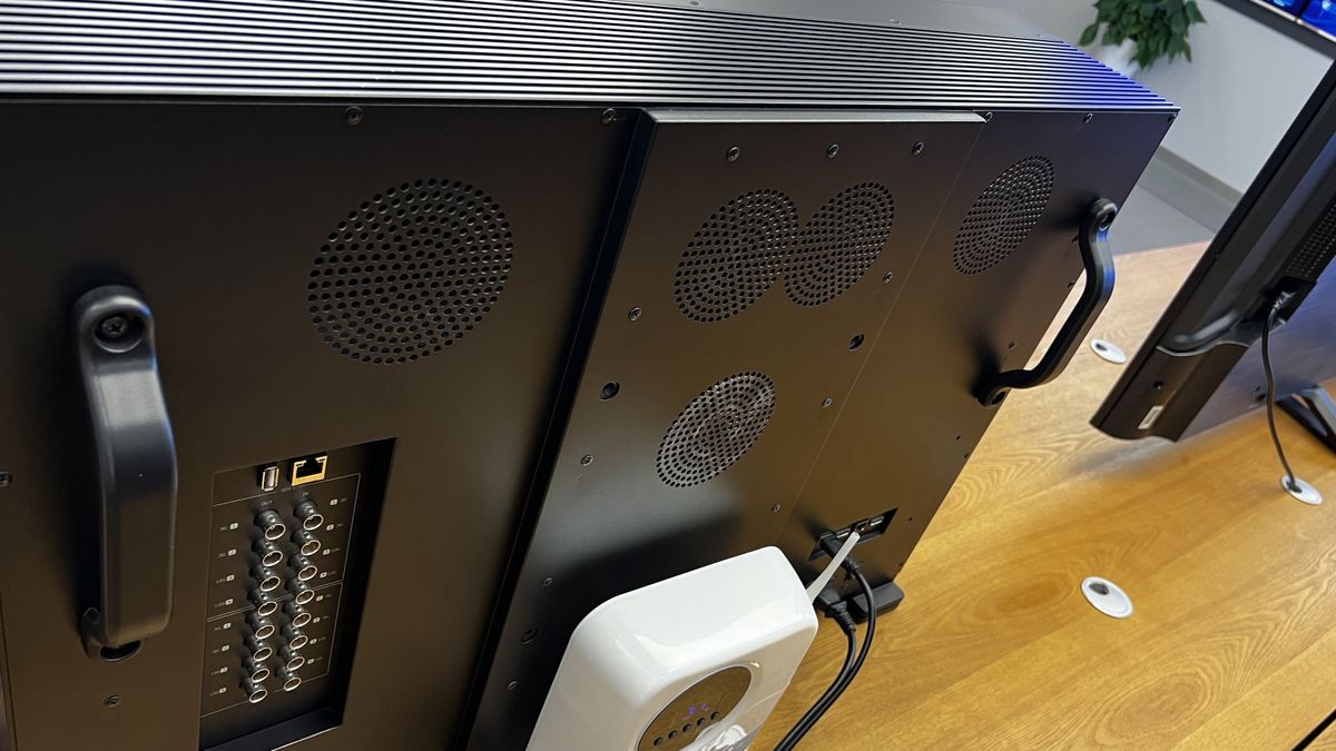 Ever wondered what the screens that movies are mastered on look like ...