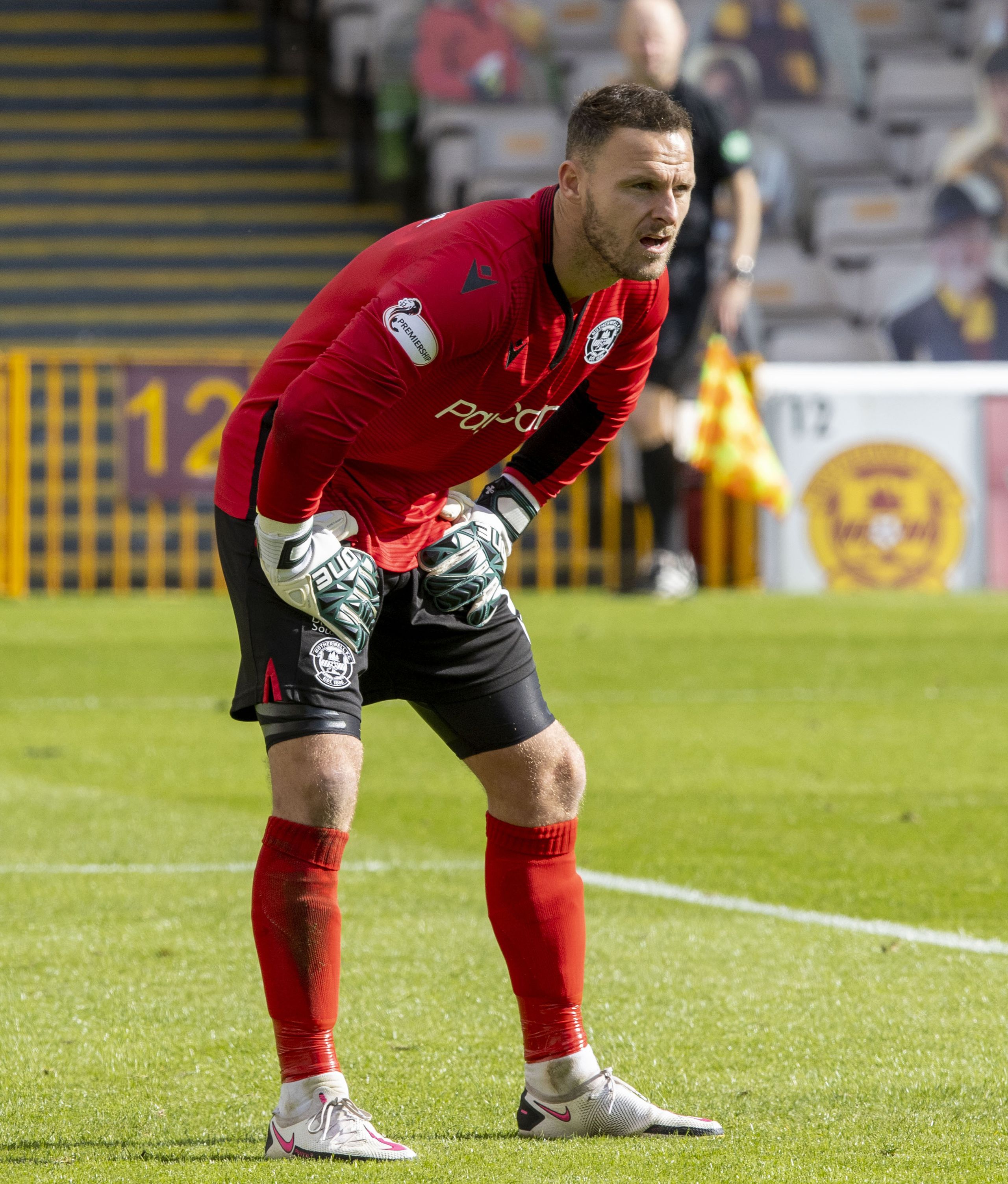 Goalkeeper Trevor Carson set to return as Dundee United take on ...