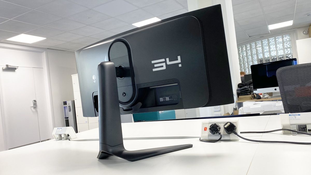 Alienware 34 AW3423DWF review: "One of the very best just got better ...