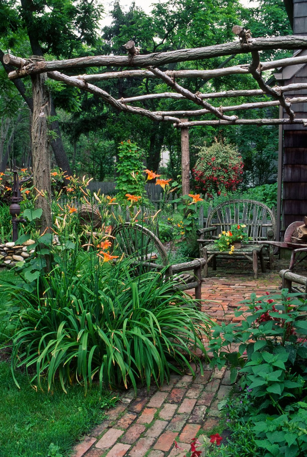 Rustic garden ideas: 16 ways to add charm and character to your plot ...
