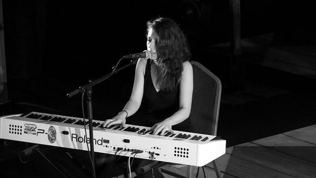Maud The Moth releases video for Finisterrae | Louder