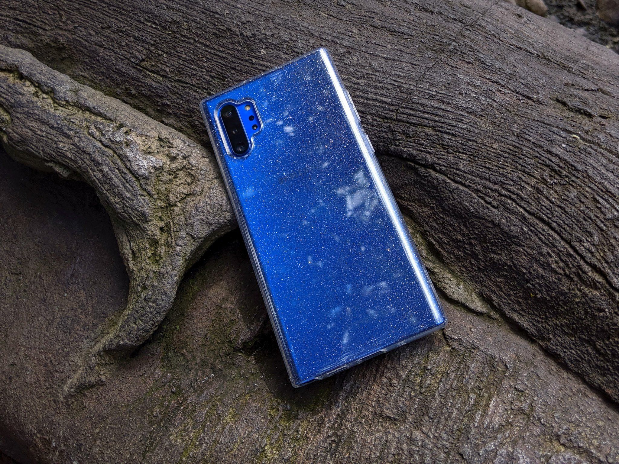 Spigen Liquid Crystal Note 10+ Case Series review: Shine, shimmer, and ...