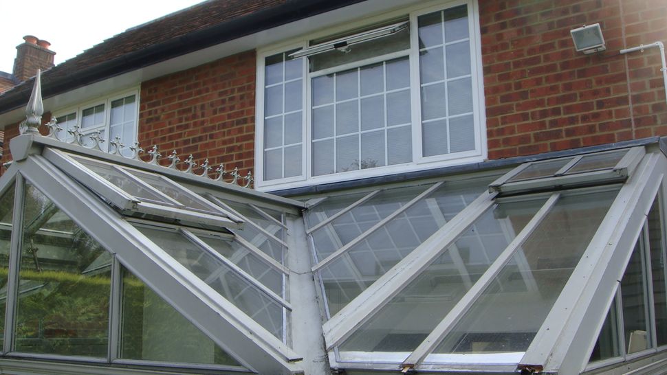 Repairing Conservatory Roofs: How to Fix Common Issues | Homebuilding