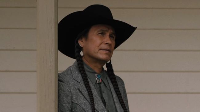 Yellowstone Star Mo Brings Plenty Talks Importance Of Serving As ...