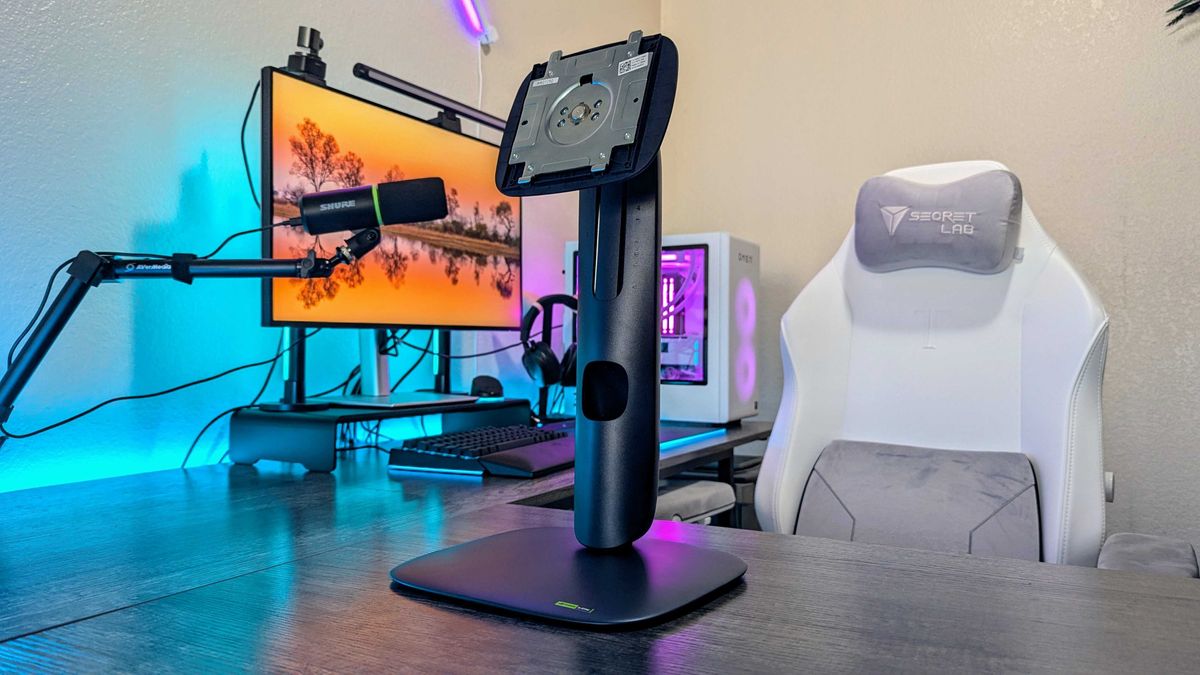 Alienware 27 4K QD-OLED Gaming Monitor (AW2725Q) review | Windows Central