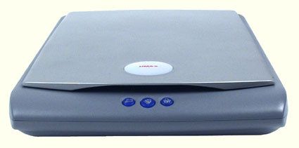 Umax Astra 4500 - Under Scrutiny: Four 1200 dpi Scanners | Tom's Hardware