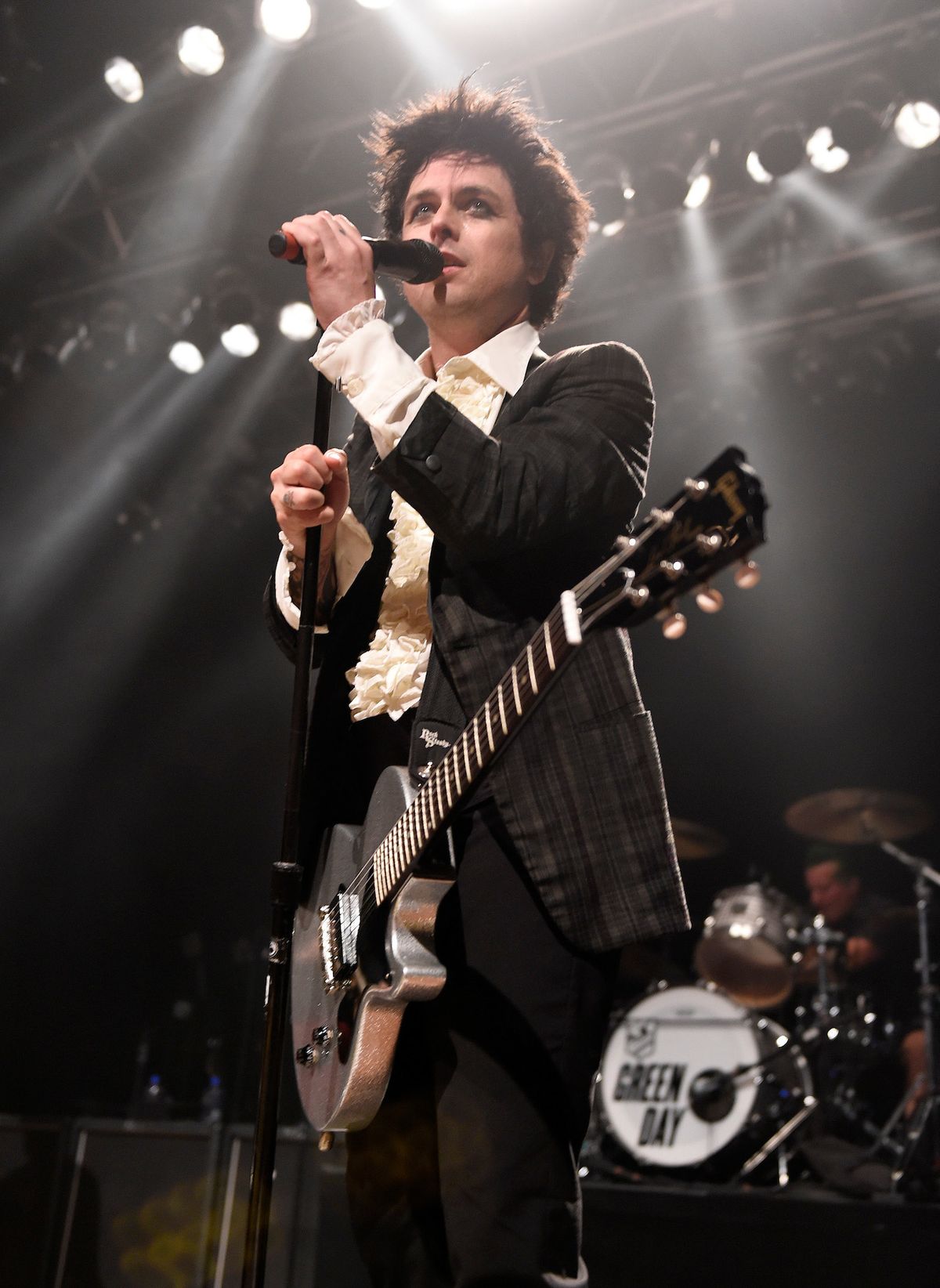 Green Day reunite with original drummer at Hall Of Fame warm-up | Louder