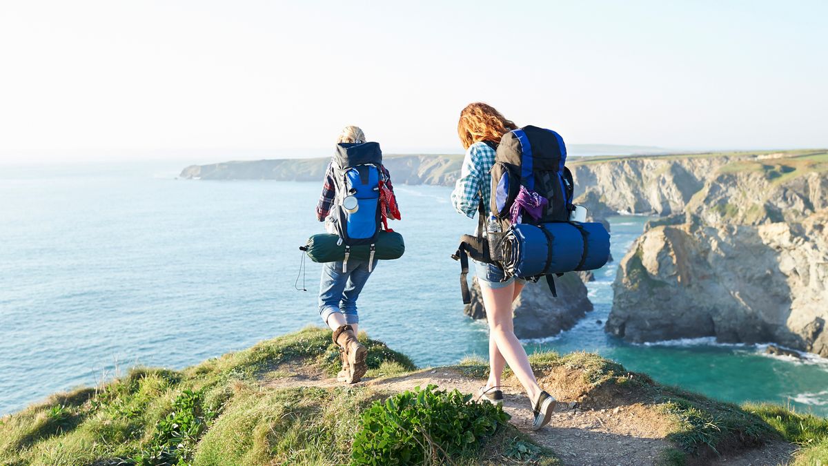 Parts of a backpack: backpack anatomy 101 | Advnture