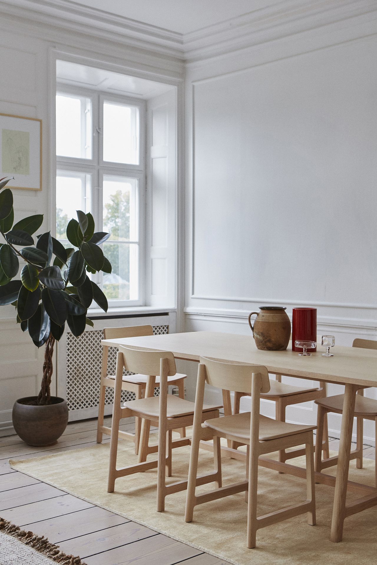 Dining room rug ideas: 10 practical and stylish looks | Homes and Gardens