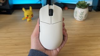 Pixart PAW 3395 vs PAW 3950 - which gaming mouse sensor is better (and ...