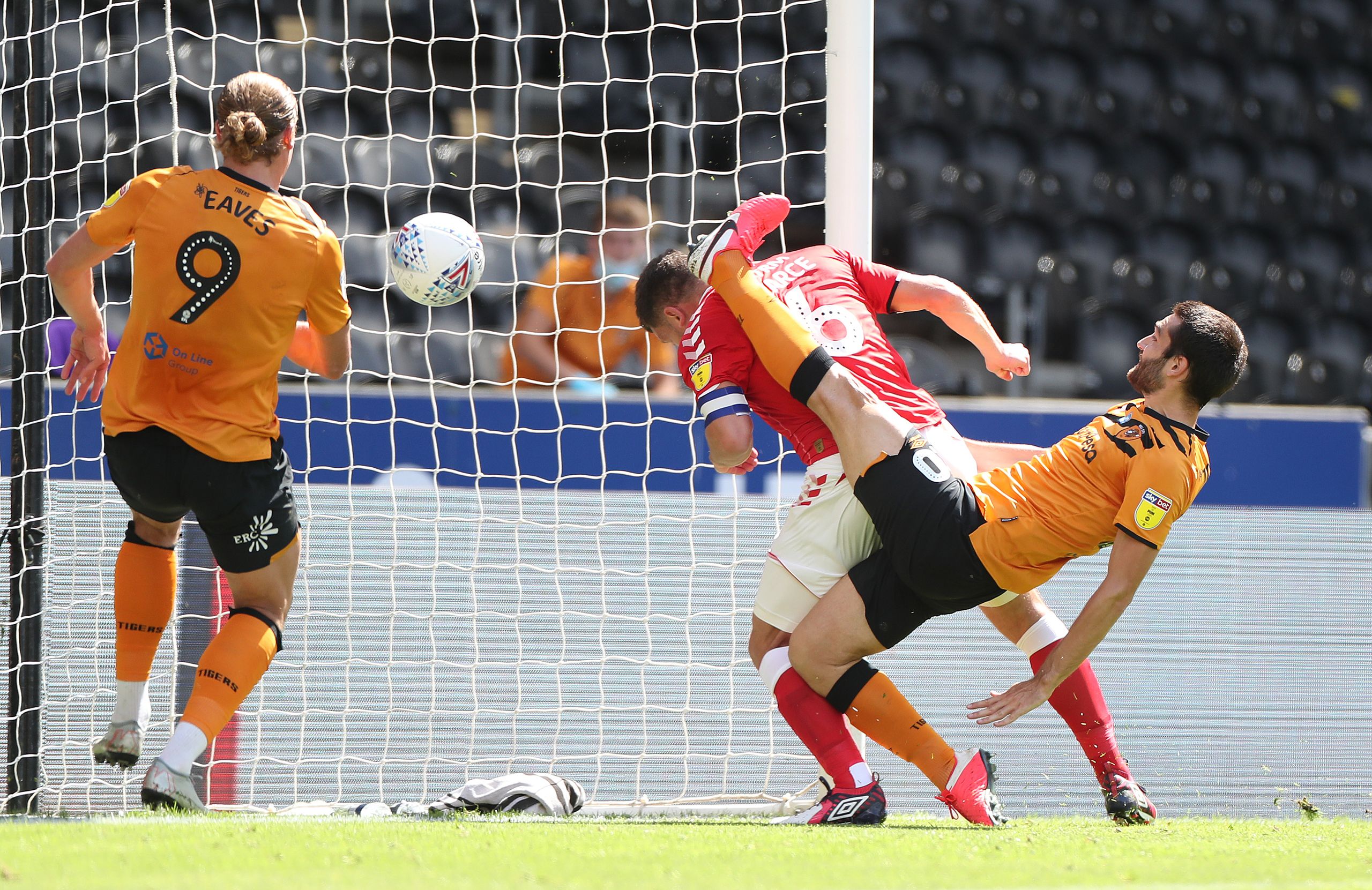 Charlton edge relegation battle with Hull as Tigers slide into bottom ...