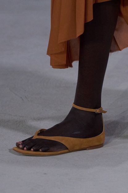 8 Chic Sandal Trends That Will Define Summer 2025 | Who What Wear
