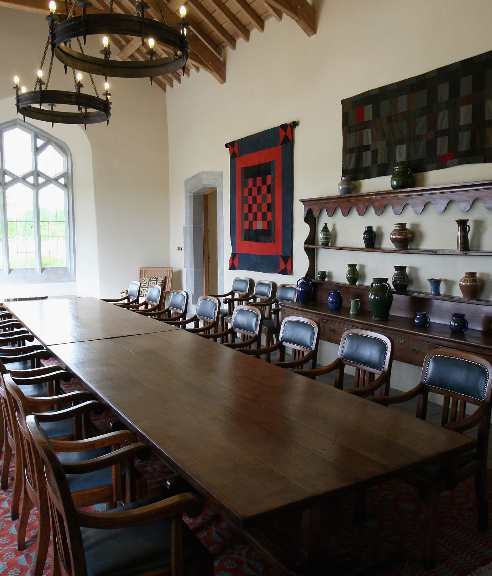 The Prince and Princess of Wales inherited this farmhouse | Homes and ...