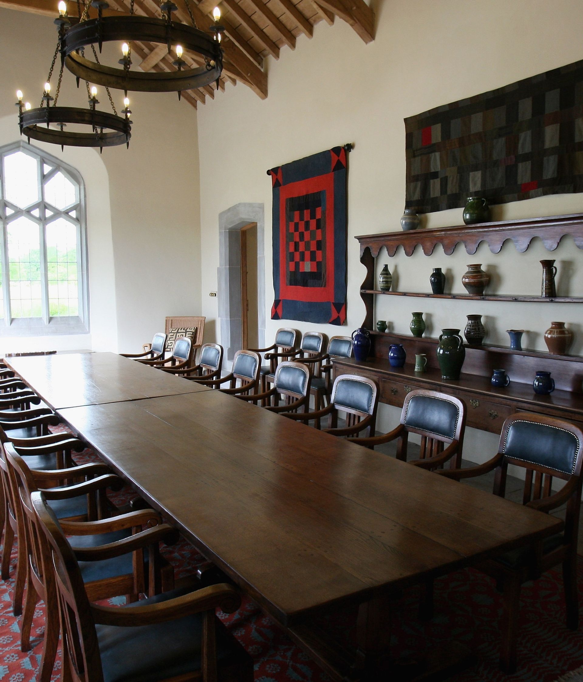 The Prince and Princess of Wales inherited this farmhouse | Homes and ...