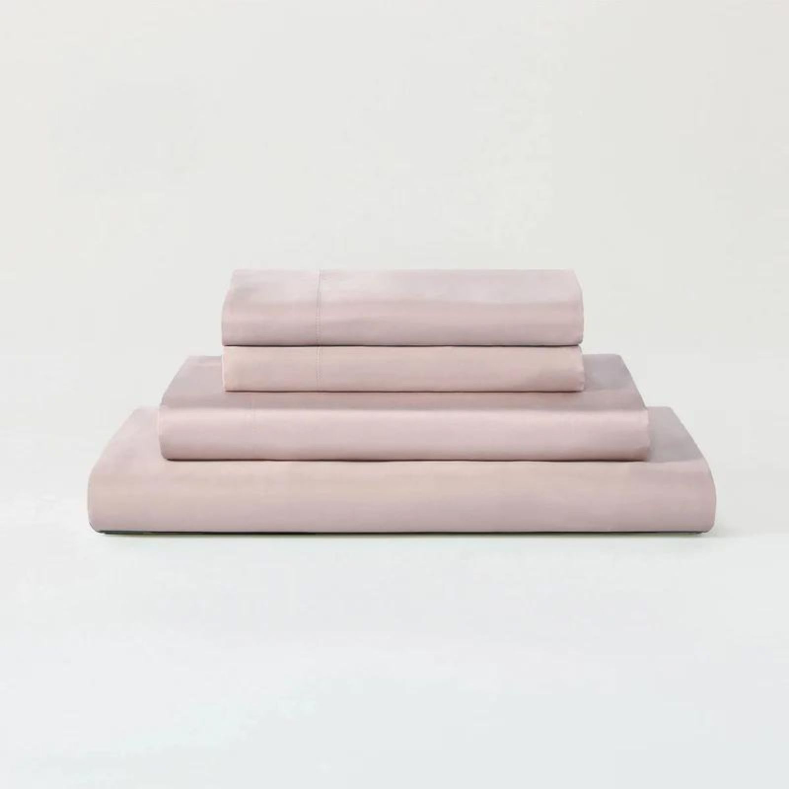 5 bed sheet colors to avoid – according to sleep experts | Homes & Gardens