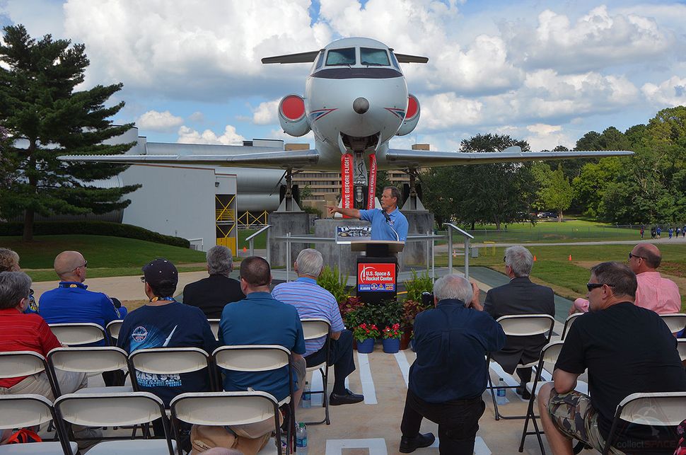 Space Camp Lands NASA Shuttle Training Aircraft for Display | Space