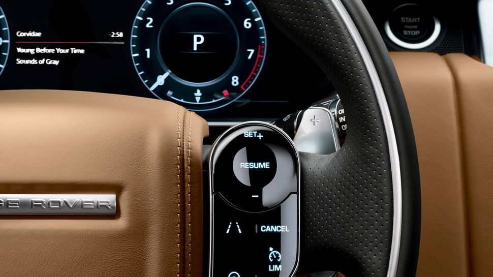 How the Activity Key in a 2019 Range Rover Sport prepares you for a ...