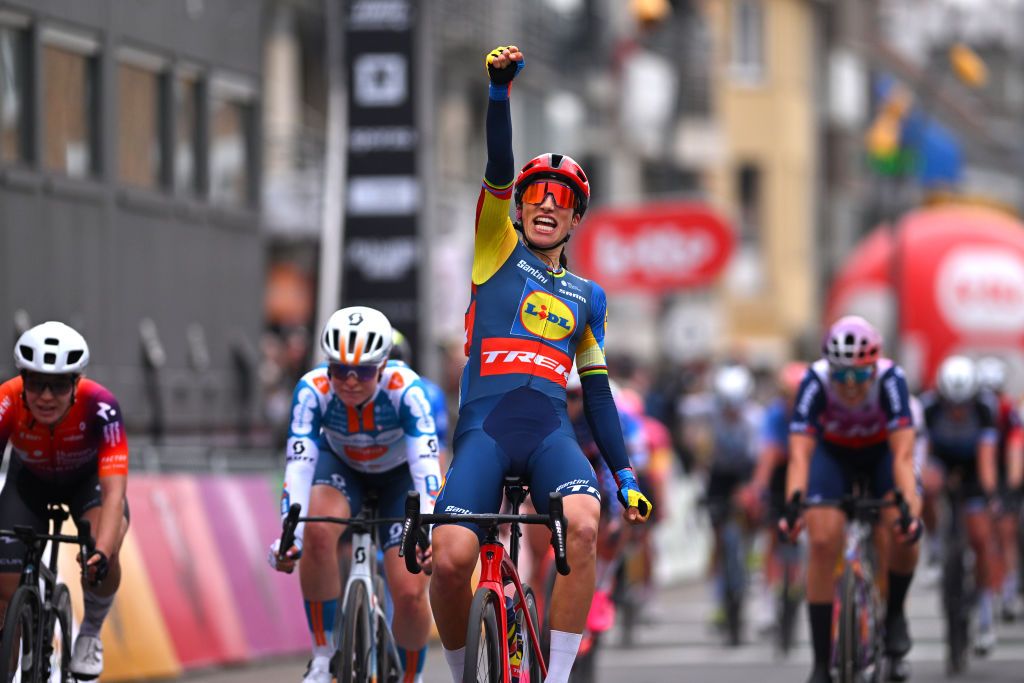 Elisa Balsamo beats Charlotte Kool to win Classic Brugge-De Panne ...