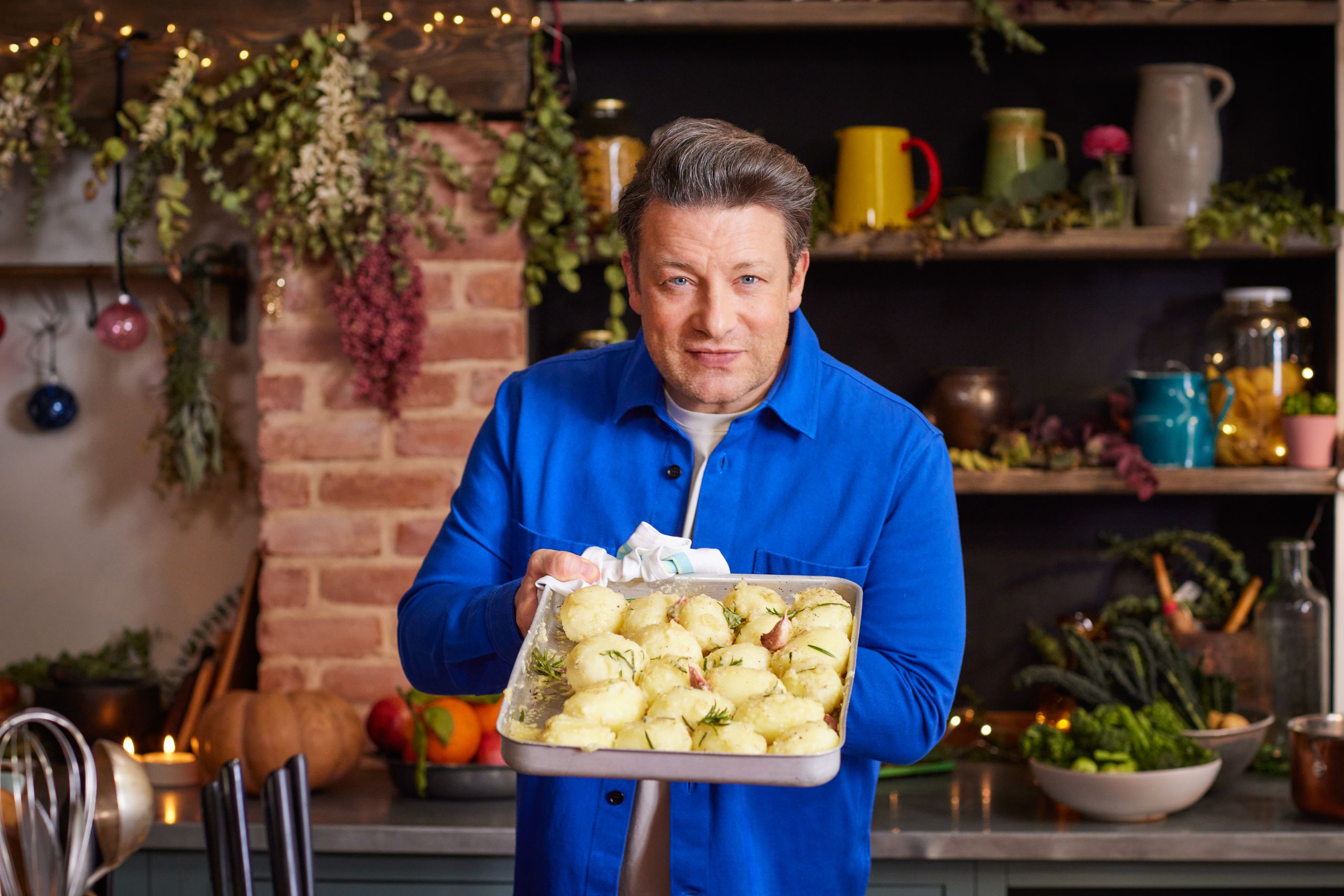 Jamie’s Christmas Shortcuts: release date, recipes, trailer | What to Watch