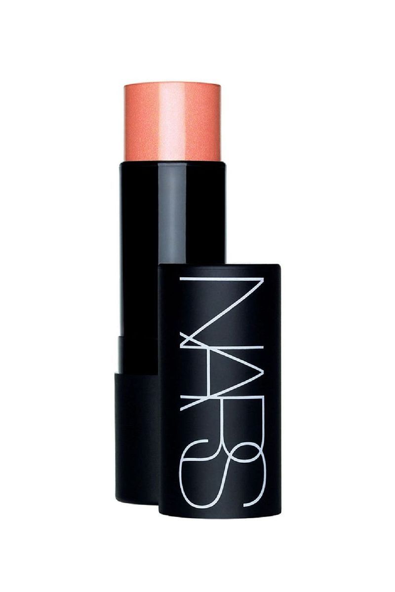 The 15 Best Highlighters of 2023 | Illuminating Highlighters | Marie Claire