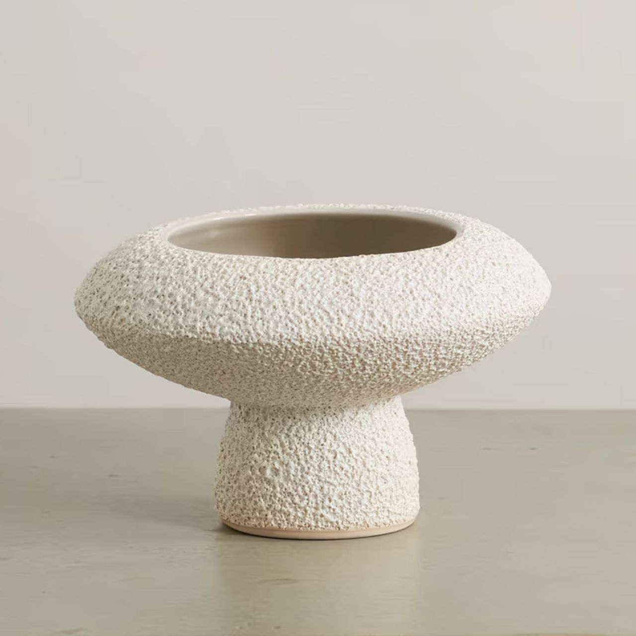 Best vases: tips from a floral arranging expert | Homes and Gardens