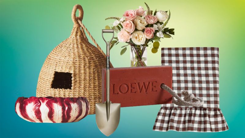 What is an olla? The centuries-old trick to help your garden | Livingetc