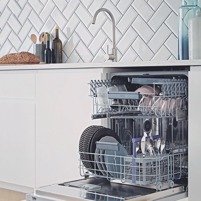 No time for cleaning? 10 kitchen hacks you need to know... | Ideal Home