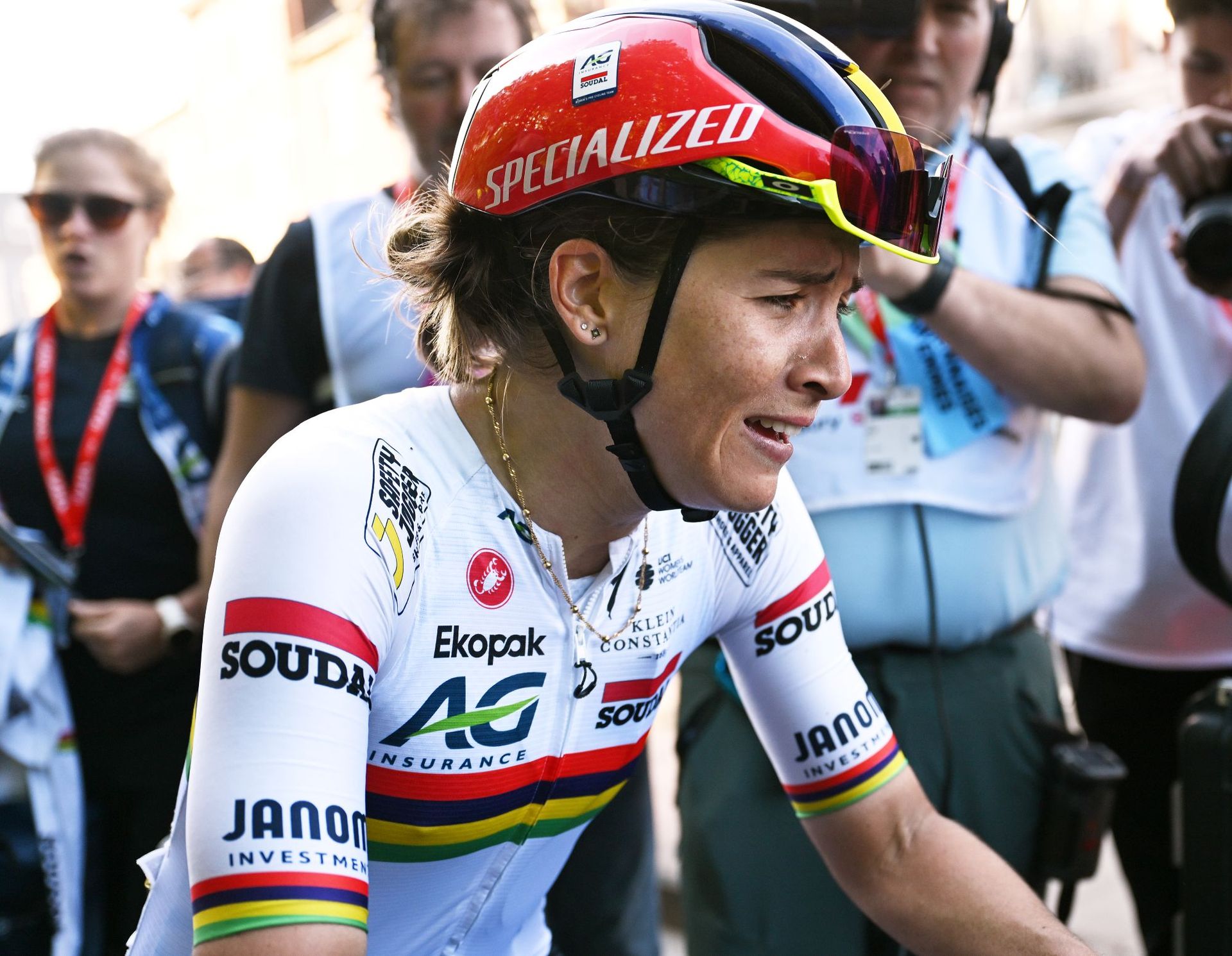 Kim Le Court outsprints Demi Vollering and Puck Pieterse to take Liège-Bastogne-Liège Femmes ...