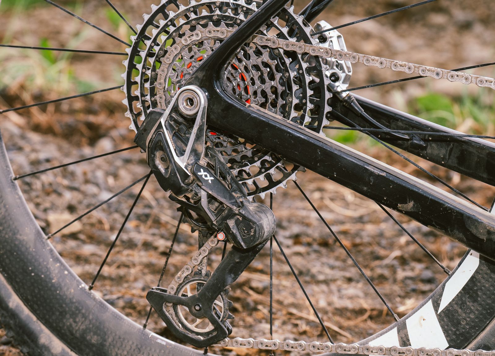 The Fara Gr4 is an all-out gravel machine with massive tyre clearance ...