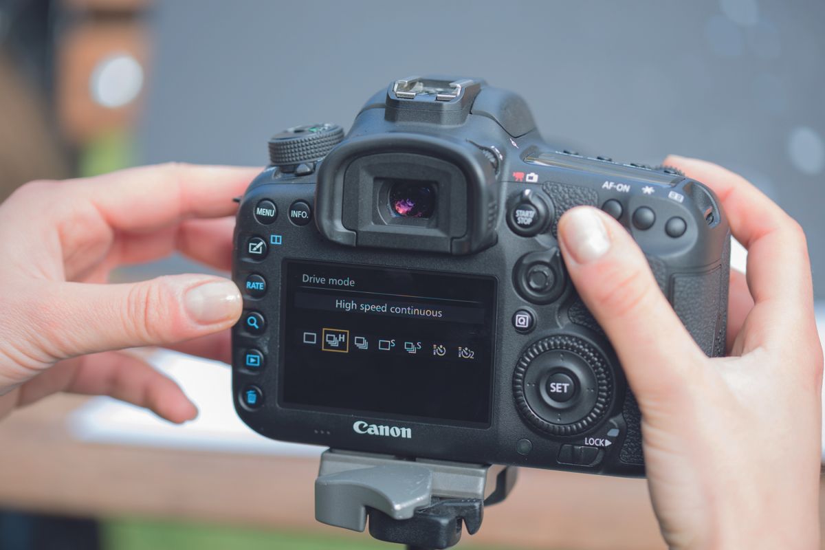 Learn to use high-speed photography to freeze movement | Digital Camera ...